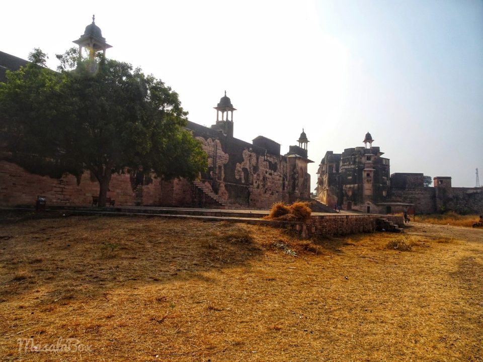Gwalior Fort - History, Palaces, Temples, and Stories