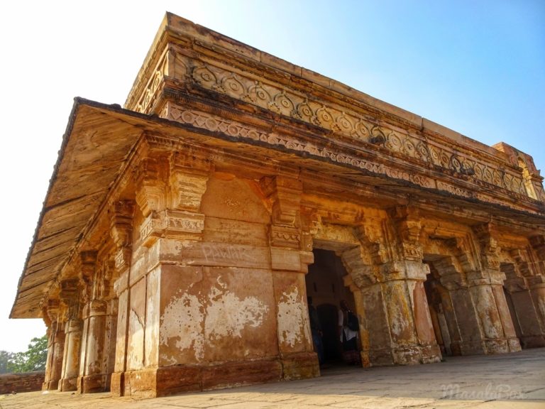 Gwalior Fort - History, Palaces, Temples, and Stories